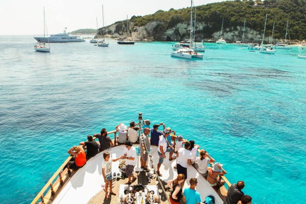 Full-day boat tour in Corfu to Paxos and Antipaxos