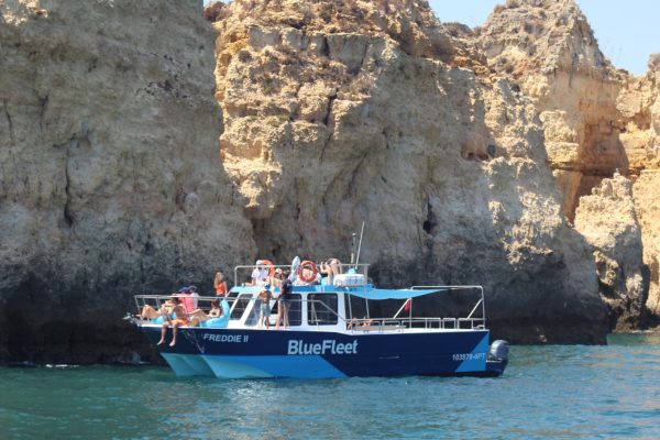 Boat tour in Lagos with lunch