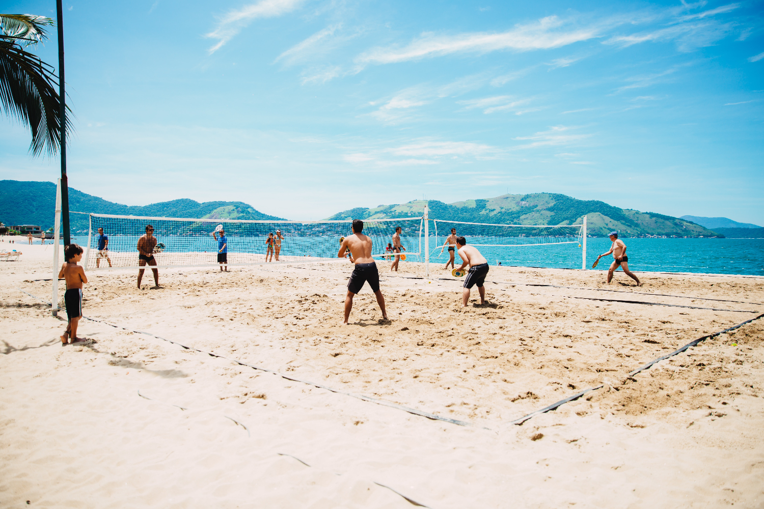 Guía para estar en forma y vestir con estilo en la playa